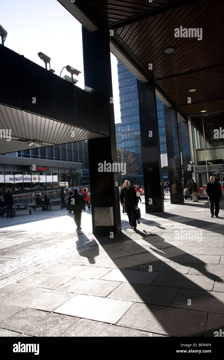 Outside Euston Train Station - London Stock Photo - Alamy