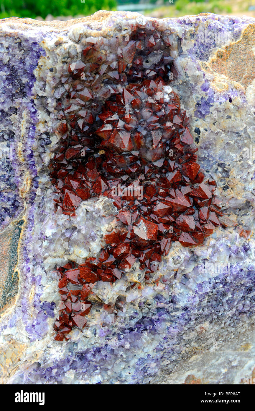Displays of samples at Amethyst Mine along Northern Shore of Lake ...
