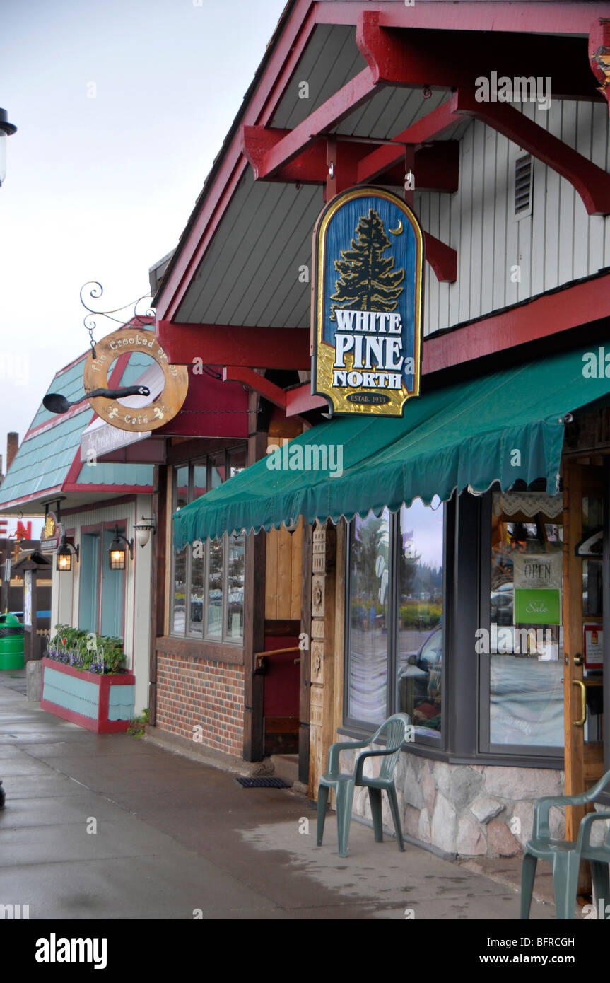 Grand Marais Minnesota Shopping