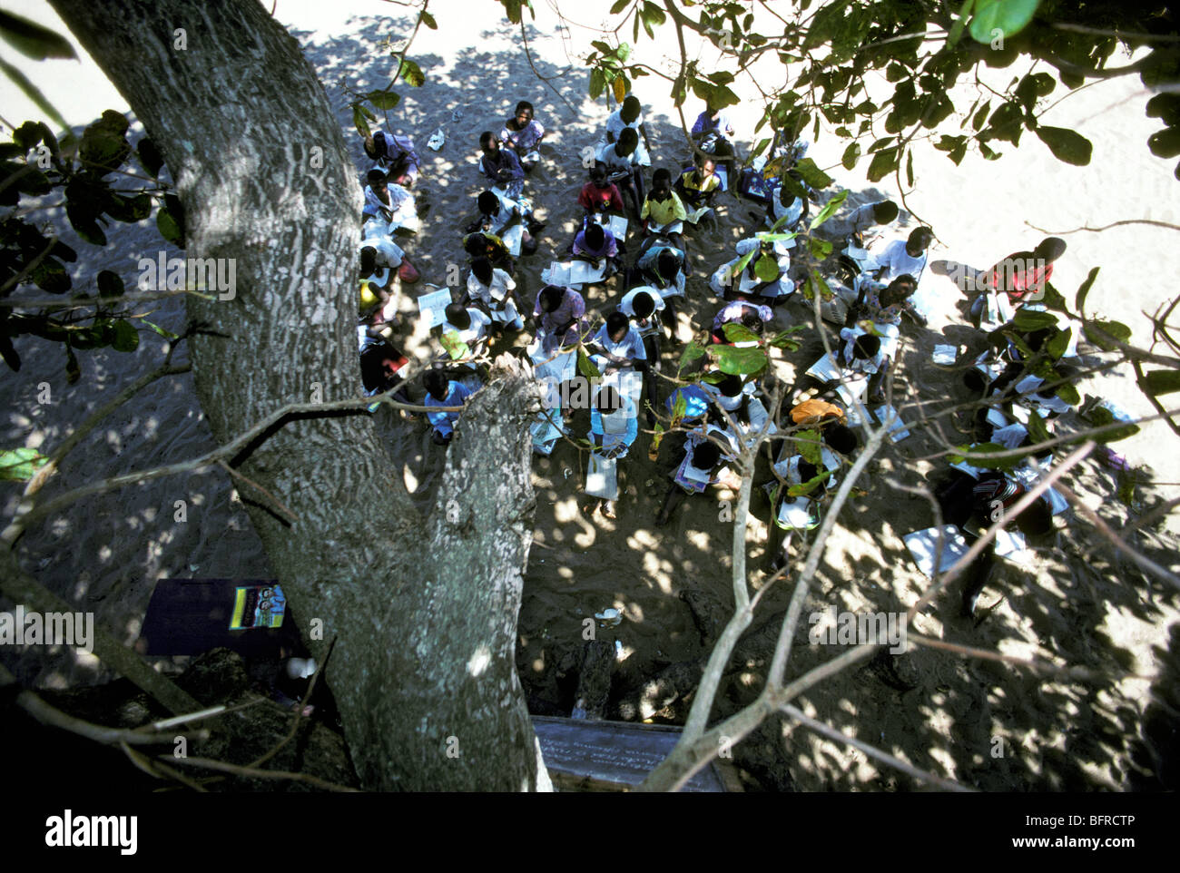 Open air classroom hi-res stock photography and images - Alamy