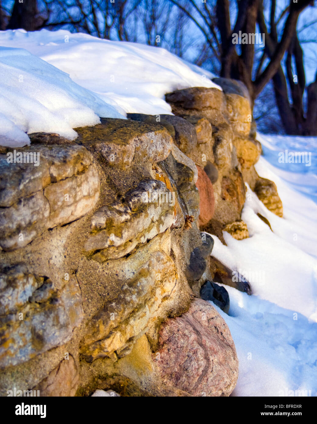 Stone retaining wall hi-res stock photography and images - Alamy