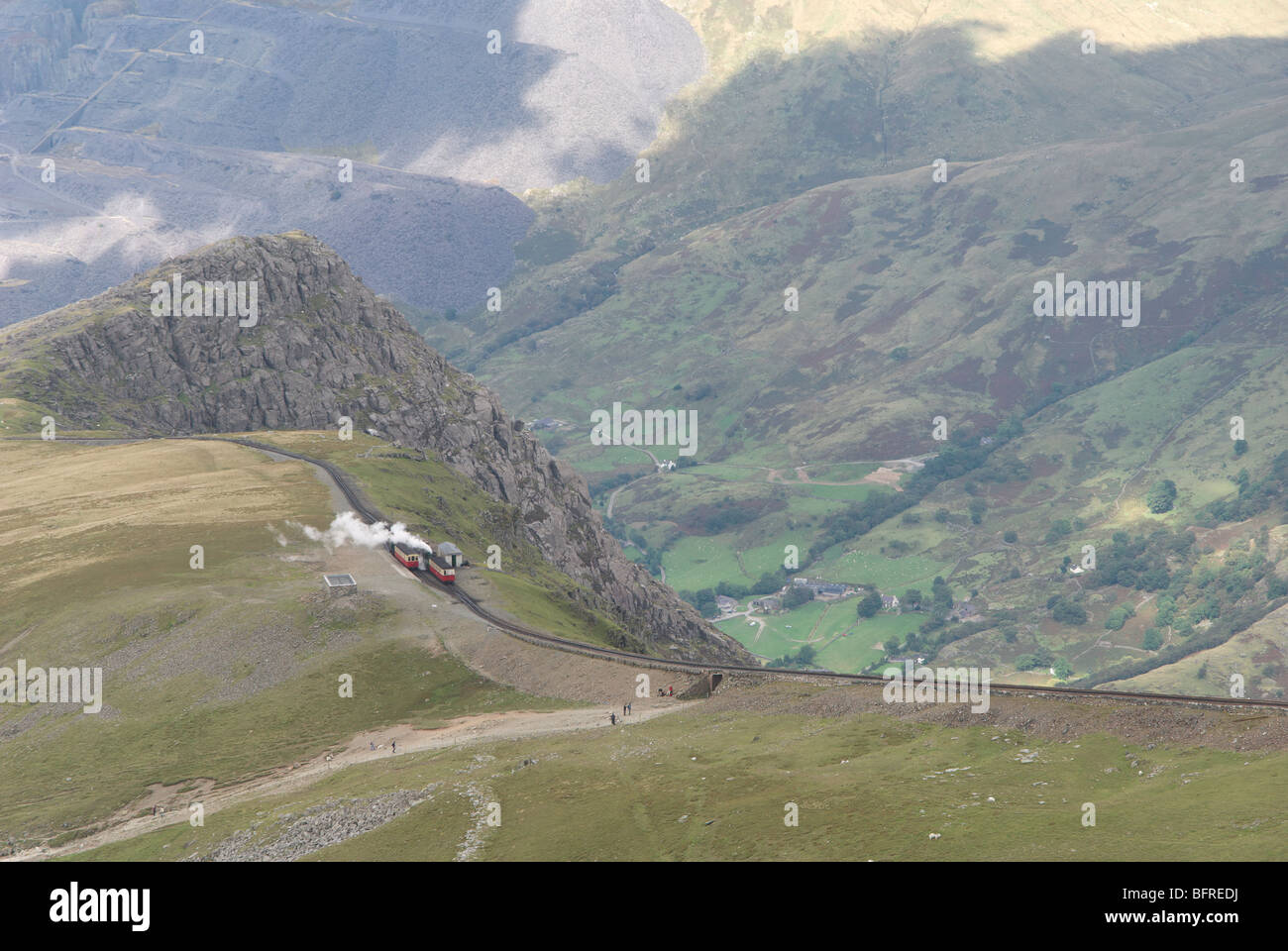 Snowdon mountain railway hi-res stock photography and images - Alamy