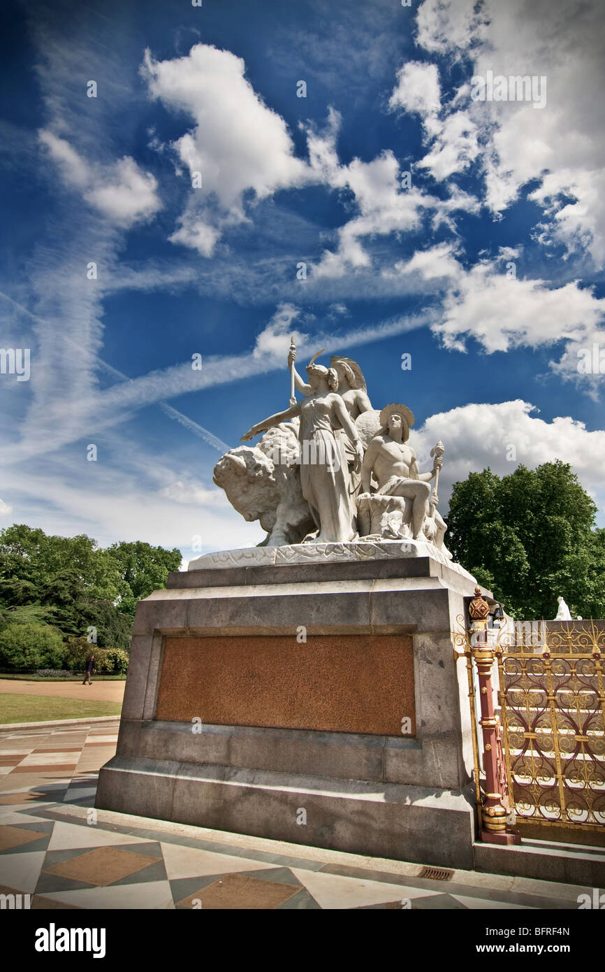 Prince albert statue marble hi-res stock photography and images - Alamy
