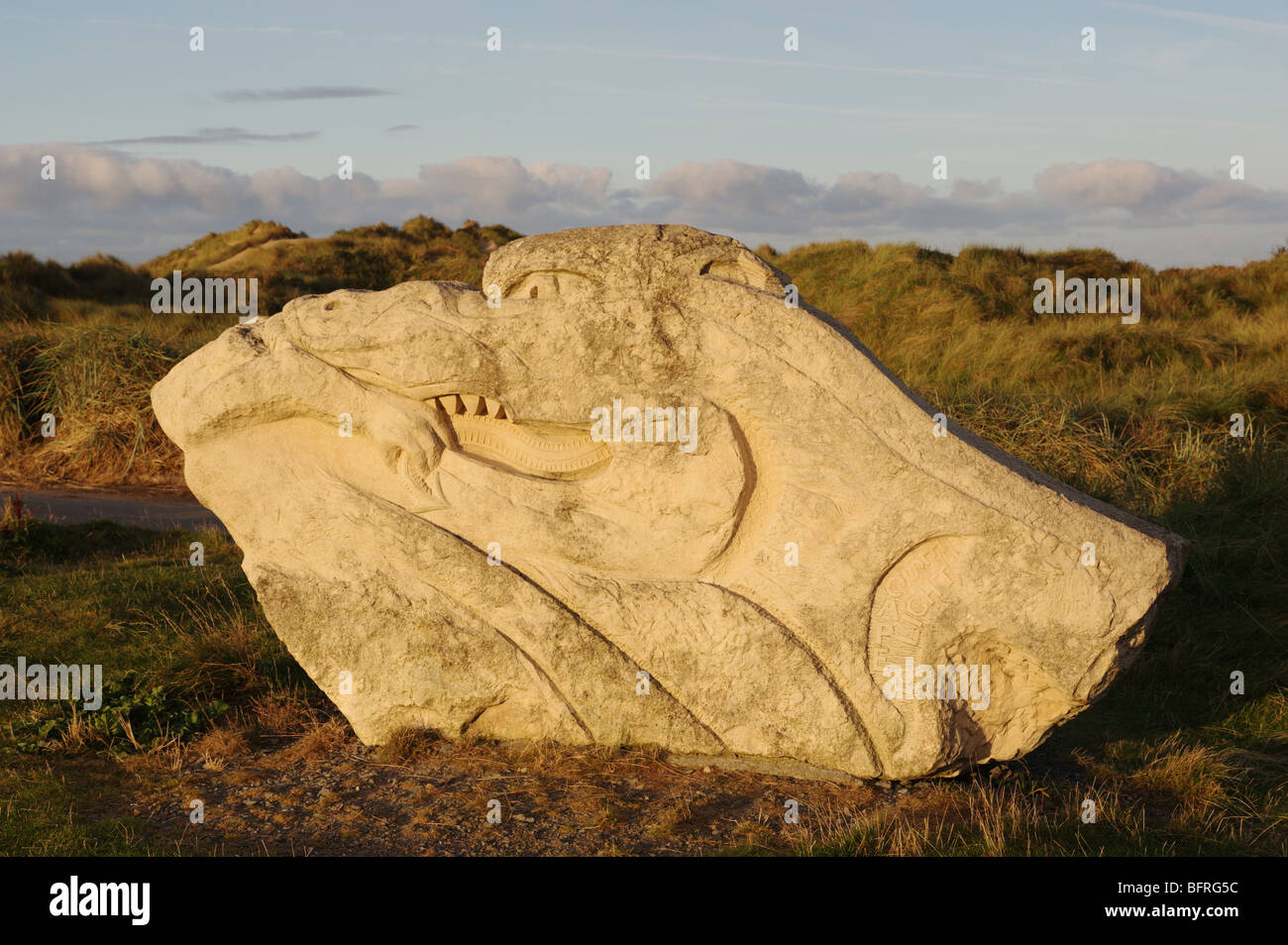 'Escape to Light' sculpture by the world famous sculptress Josefina de ...