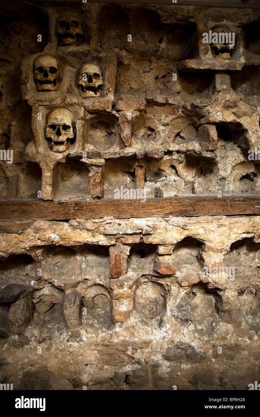 Skull tower nis hi-res stock photography and images - Alamy