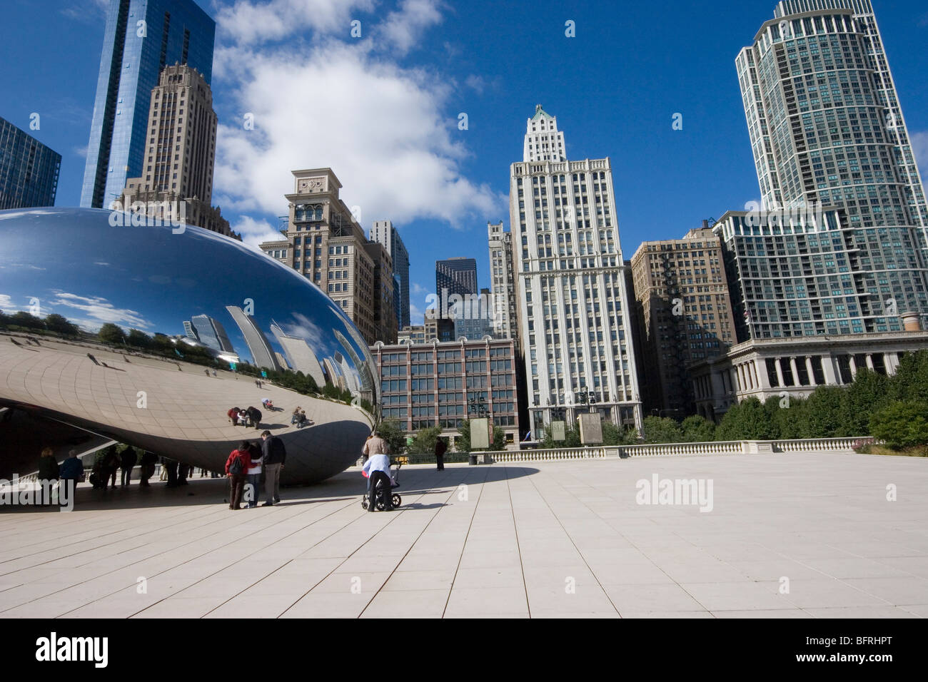 Cloud gate sculpture silver bean Millennium Park in Downtown Chicago ...