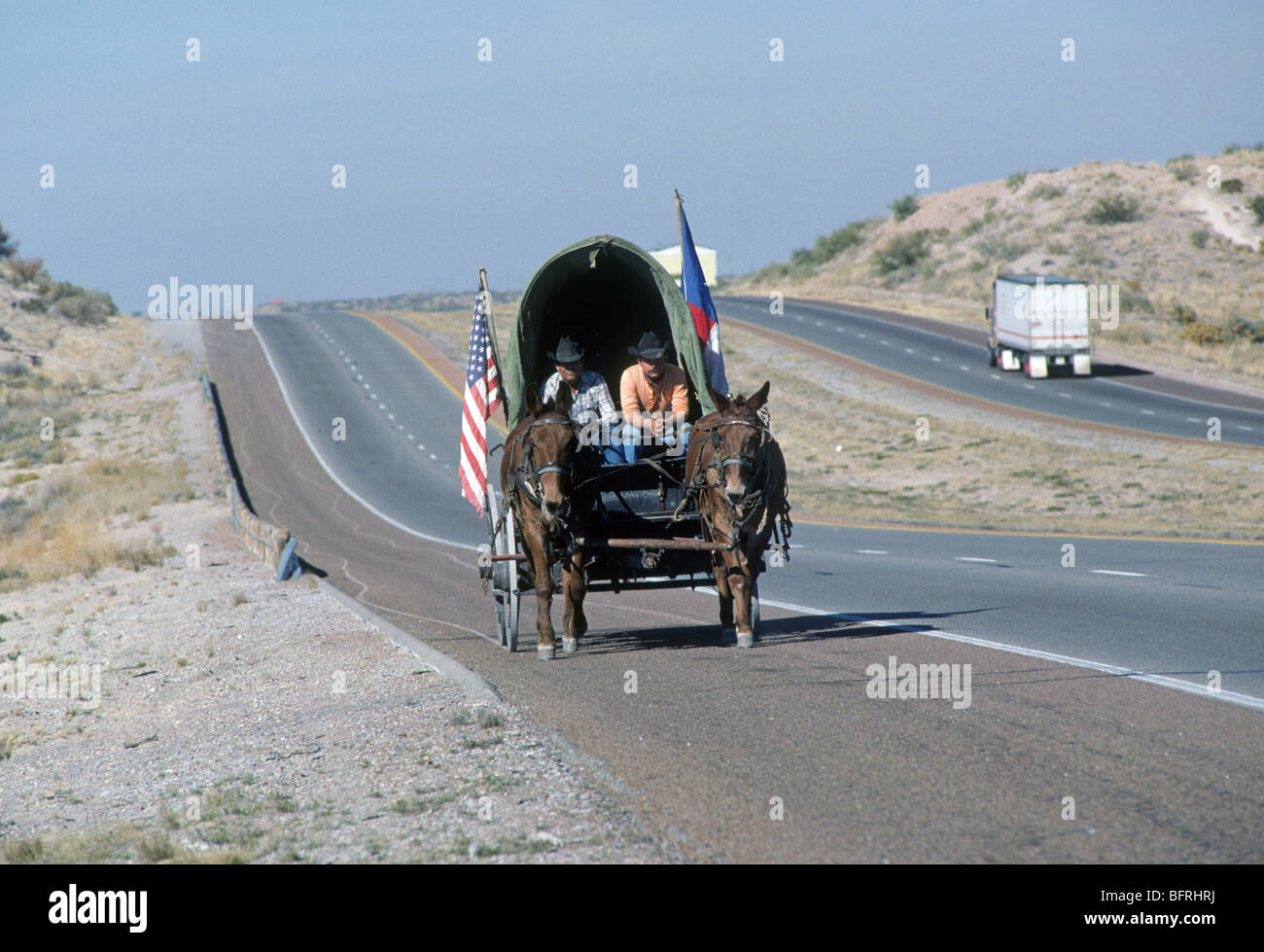 Mule drawn wagon hi-res stock photography and images - Alamy