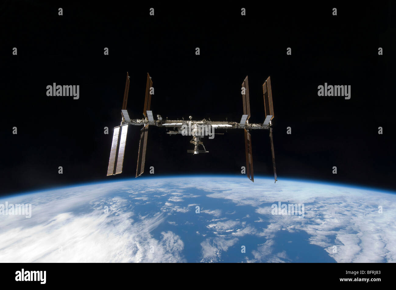 Earths curvature from space hi-res stock photography and images - Alamy