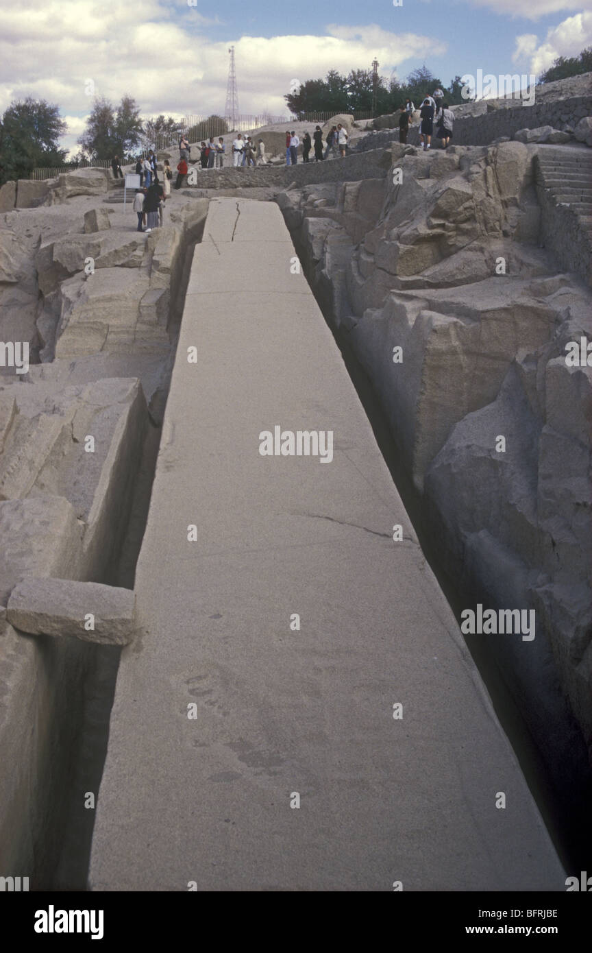 Aswan granite quarry hi-res stock photography and images - Alamy