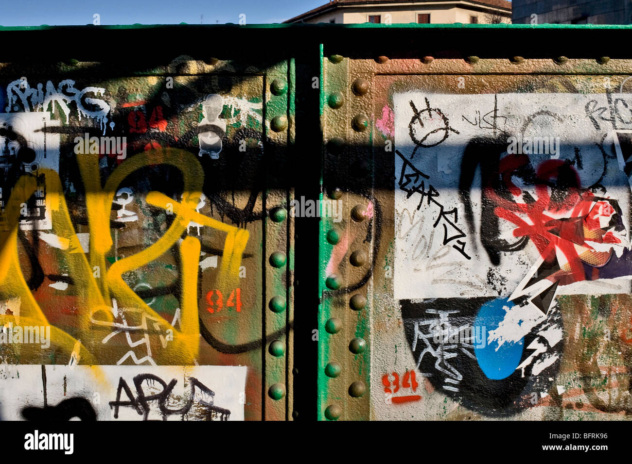 Graffiti Milan Italy Stock Photo - Alamy