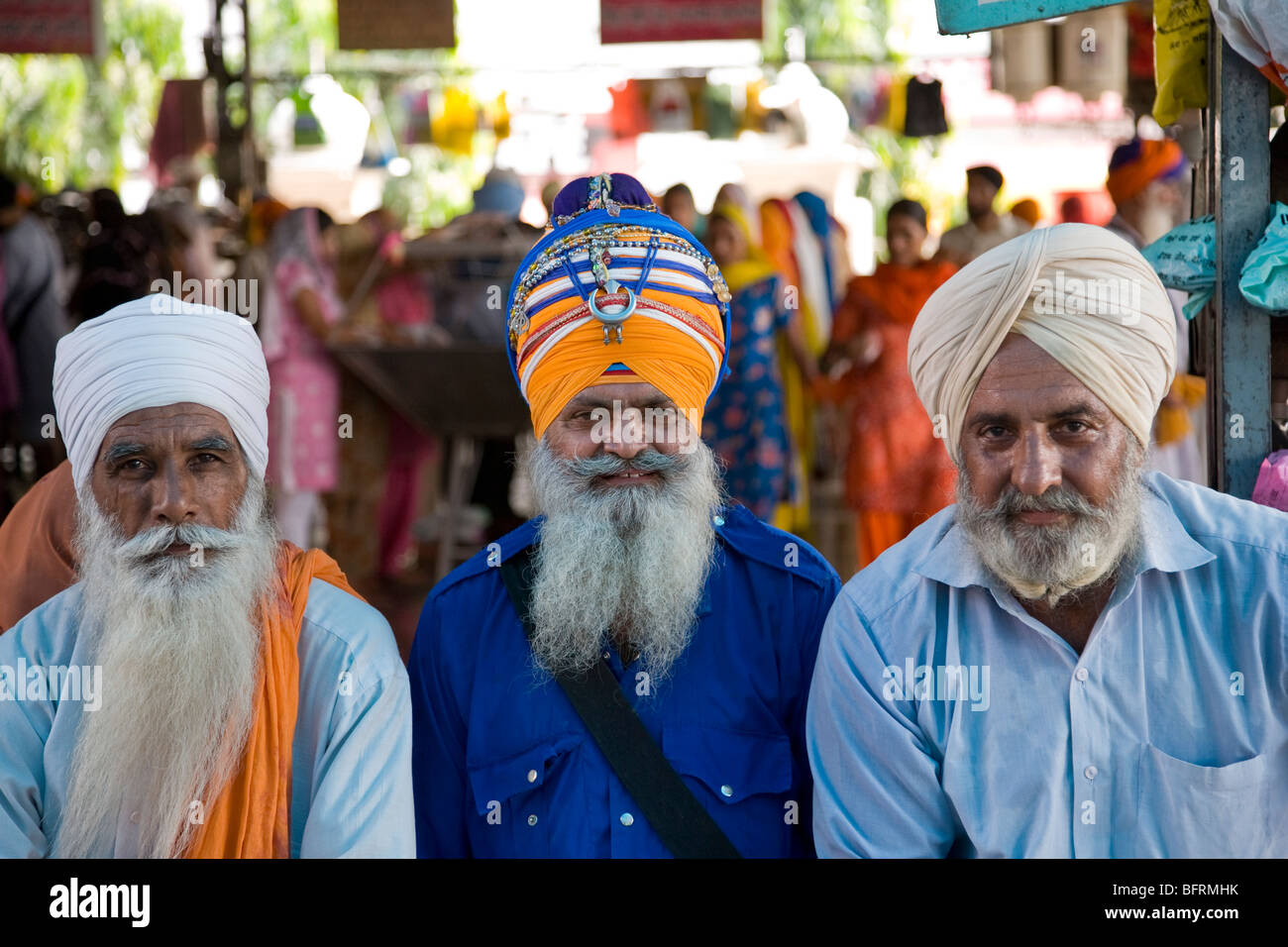 Sikh men at the Golden Temple. Amritsar. Punjab. India Stock Photo - Alamy