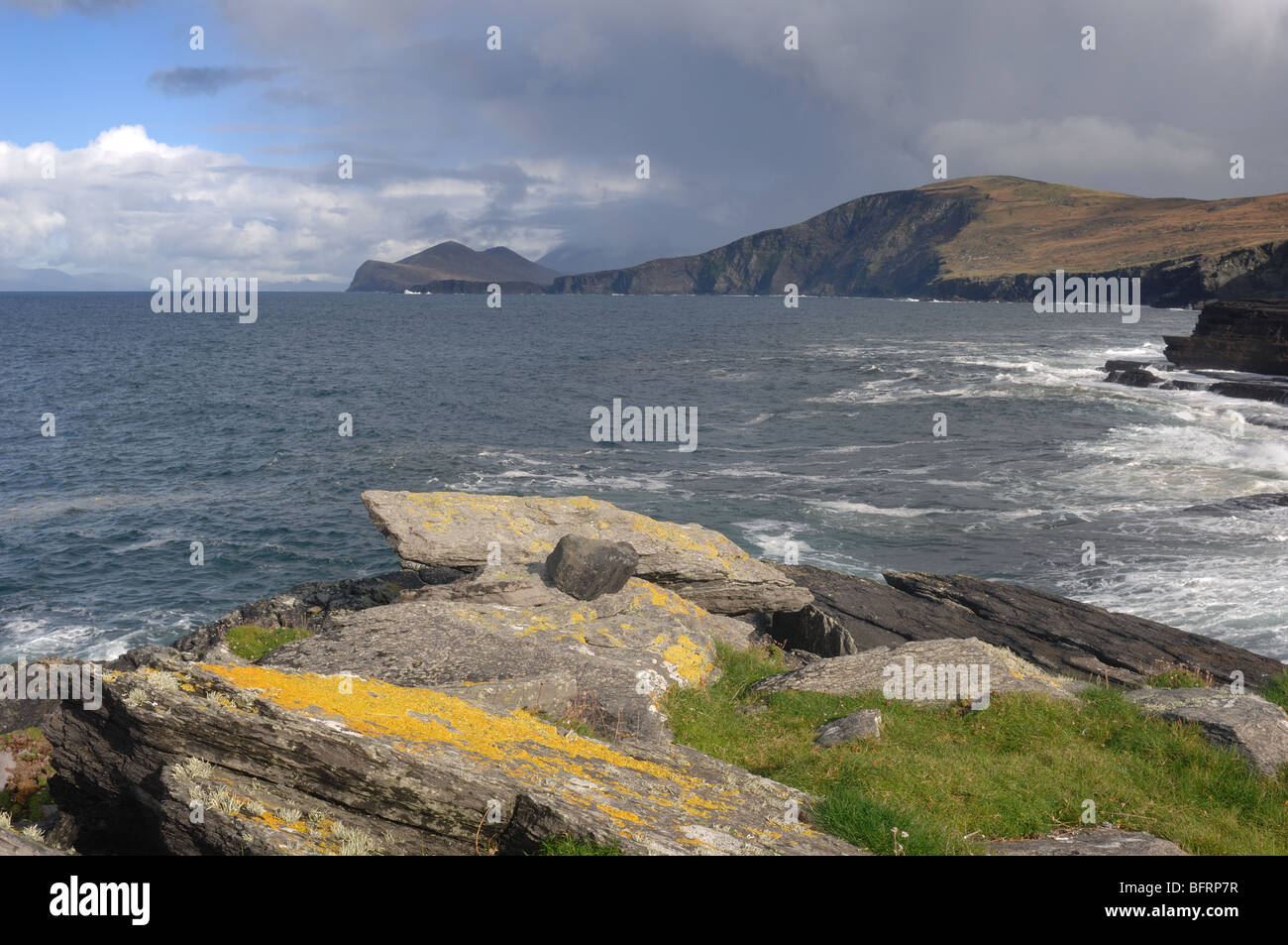 Irish coastal scene hi-res stock photography and images - Alamy