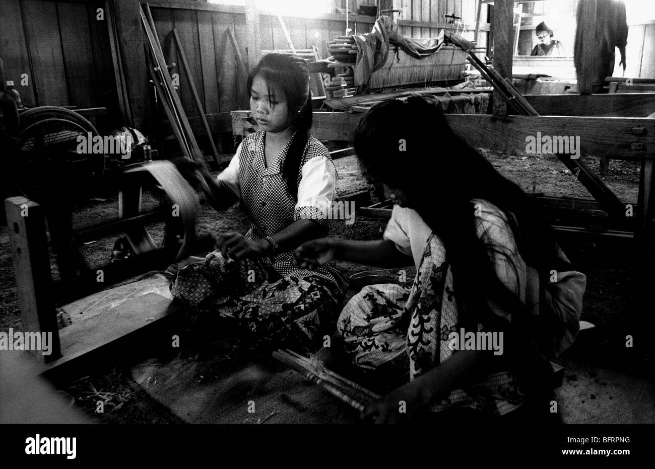 Clothes sweatshop hi-res stock photography and images - Alamy