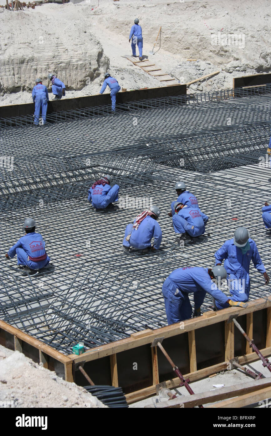 Qatar construction concrete hi-res stock photography and images - Alamy