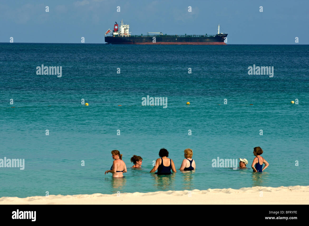 Aruba, sea ship Stock Photo - Alamy