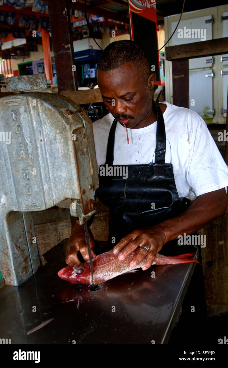 Cleaning fish hi-res stock photography and images - Alamy