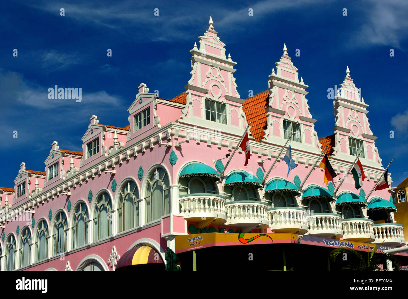 Royal plaza hi-res stock photography and images - Alamy