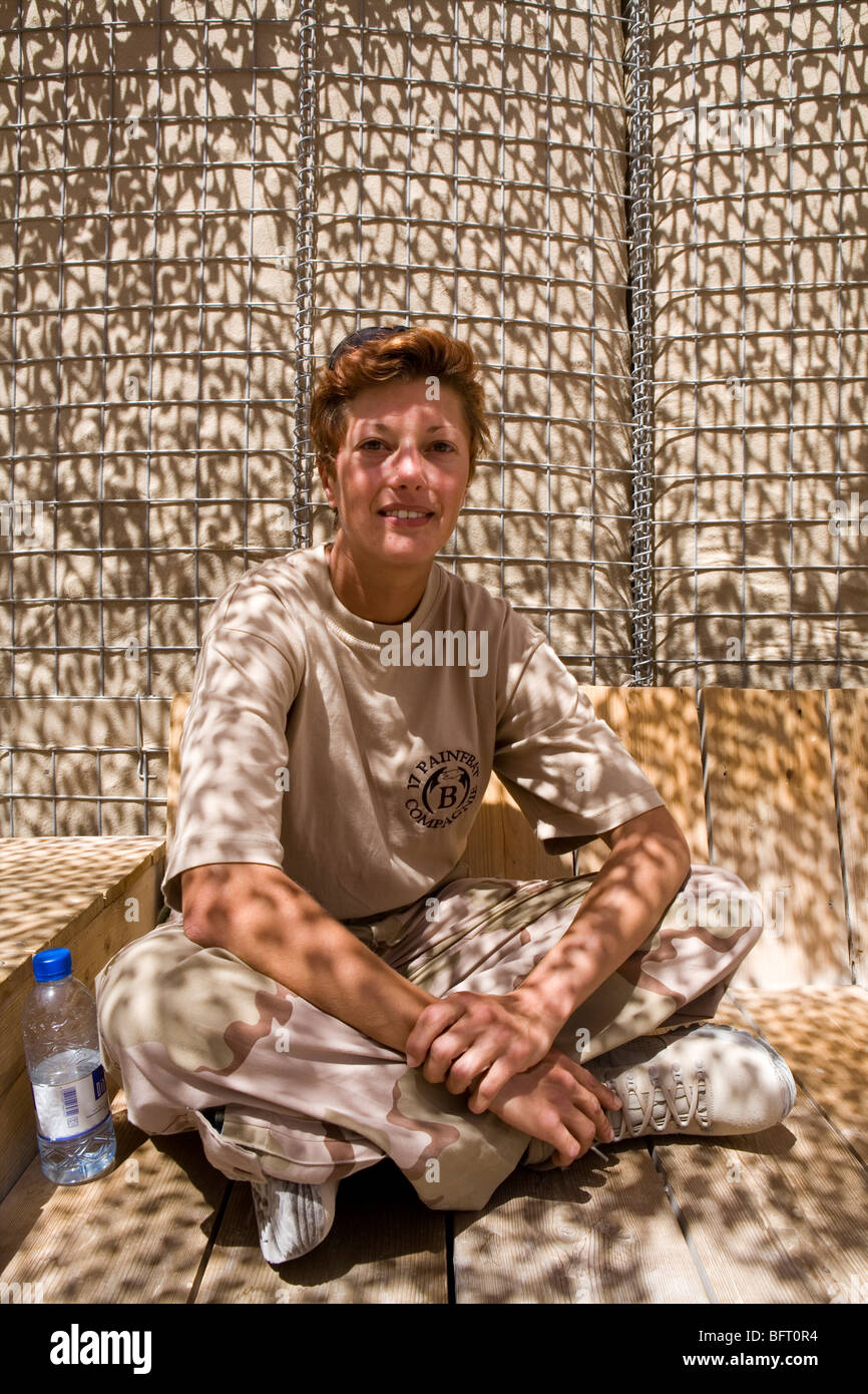 Dutch female soldiers hi-res stock photography and images - Alamy