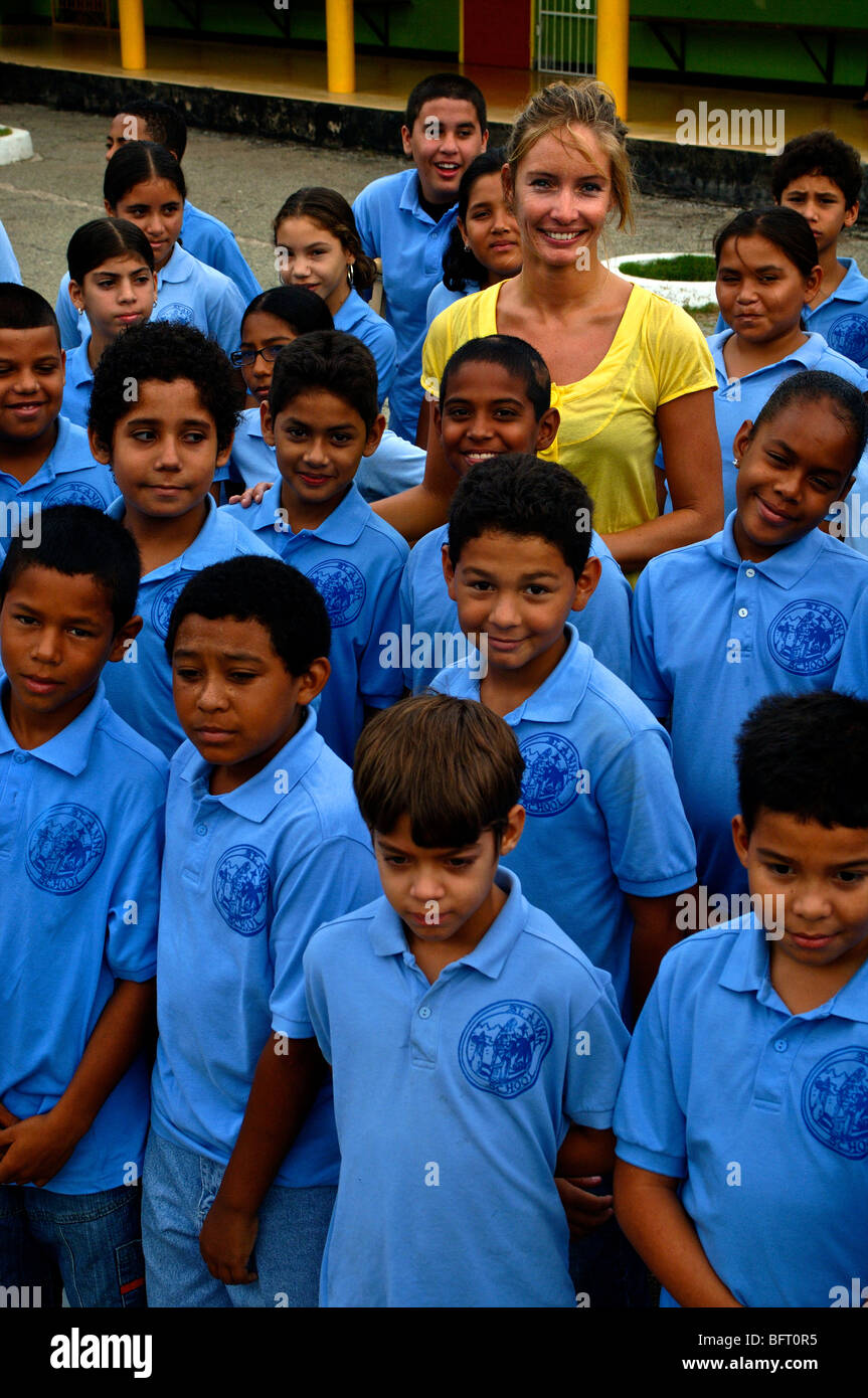 Aruba, flag ceremony st Ana school in Noord Stock Photo - Alamy
