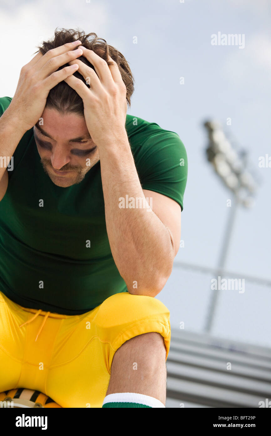 Brood worried hi-res stock photography and images - Alamy