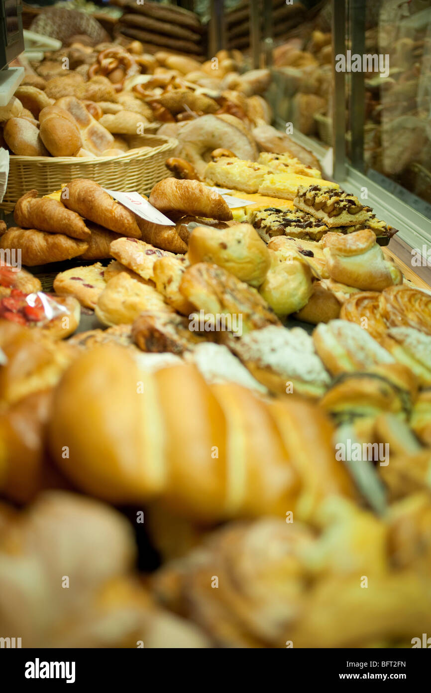 Bread Bakery Display High Resolution Stock Photography and Images - Alamy