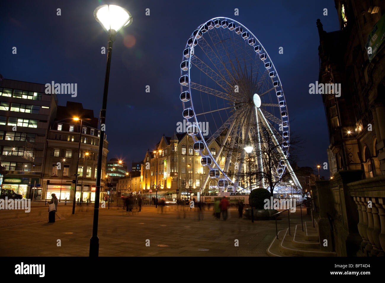 Sheffield city centre ferris wheel hi-res stock photography and images ...