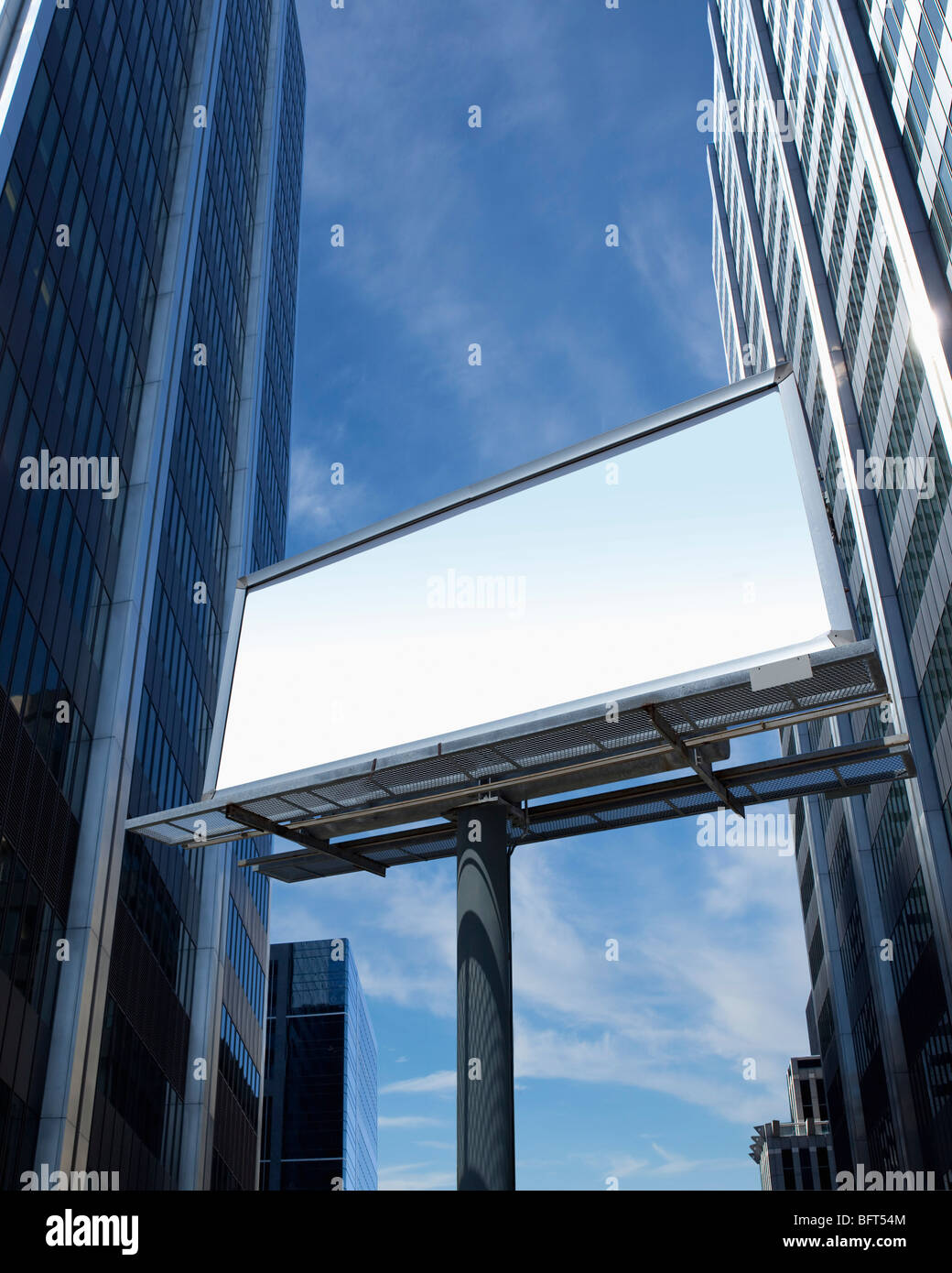 Box entry field hi-res stock photography and images - Alamy