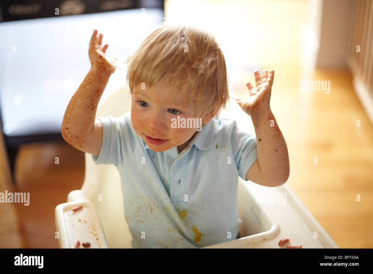 Making a mess house hi-res stock photography and images - Alamy