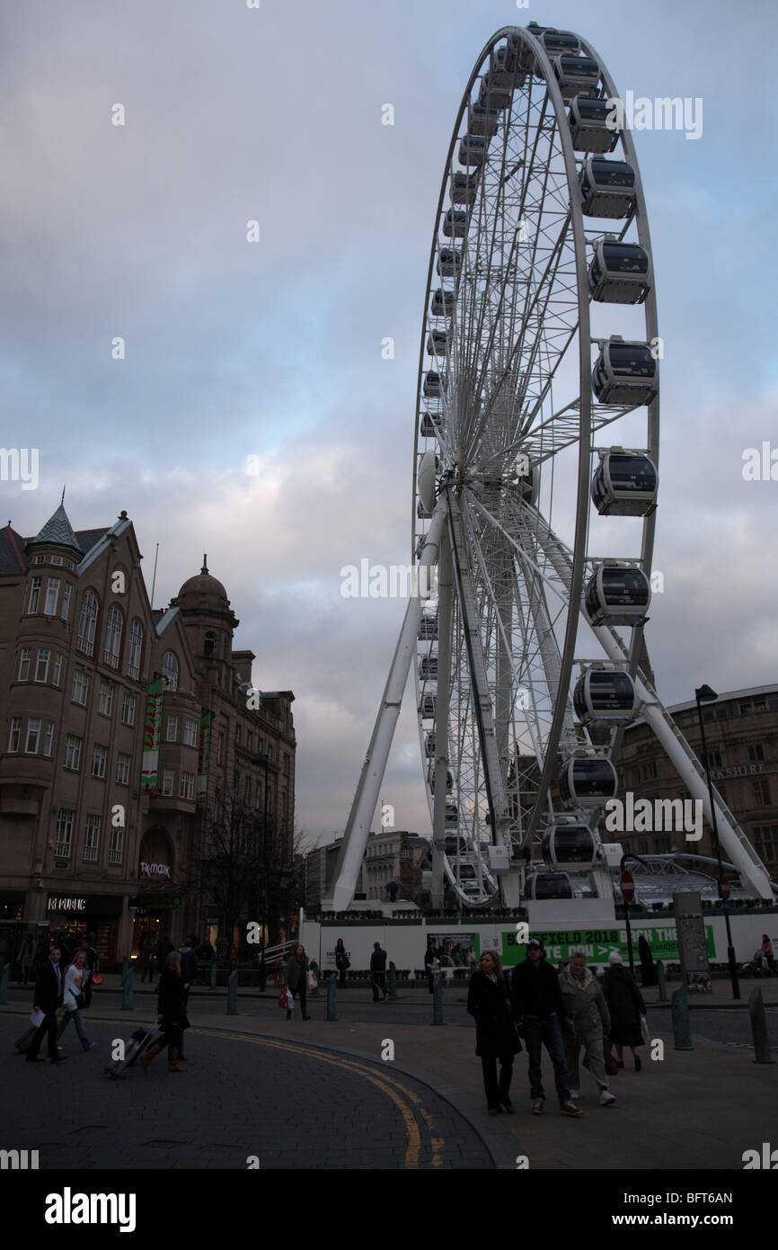 The big wheel, the Sheffield Eye, on Fargate, Sheffield, South ...
