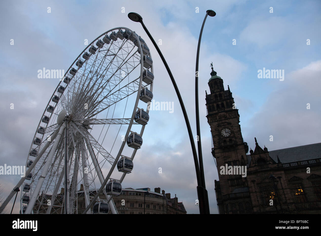 The big wheel, the Sheffield Eye, on Fargate, Sheffield, South ...