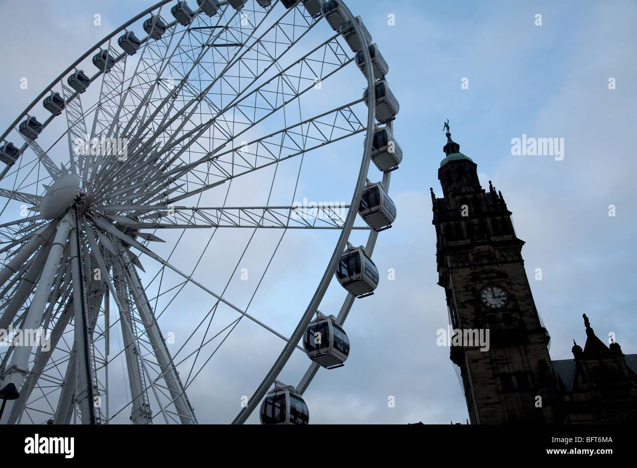 The big wheel, the Sheffield Eye, on Fargate, Sheffield, South ...