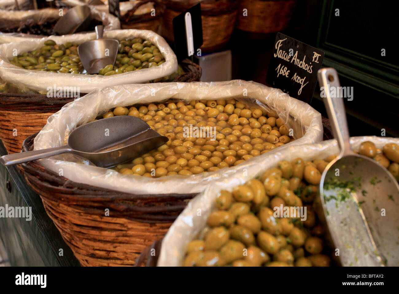Different kind of traditional Provence olive sold in the shopping ...