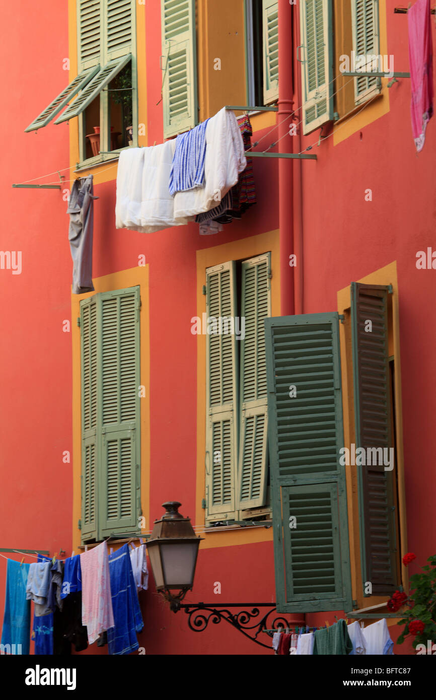 Old building facade flat hi-res stock photography and images - Alamy