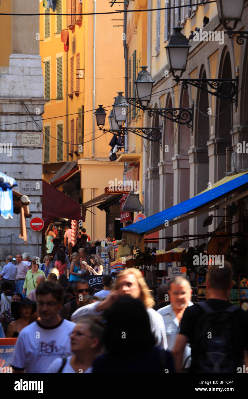 Lively street scene in the old city of Nice Stock Photo - Alamy