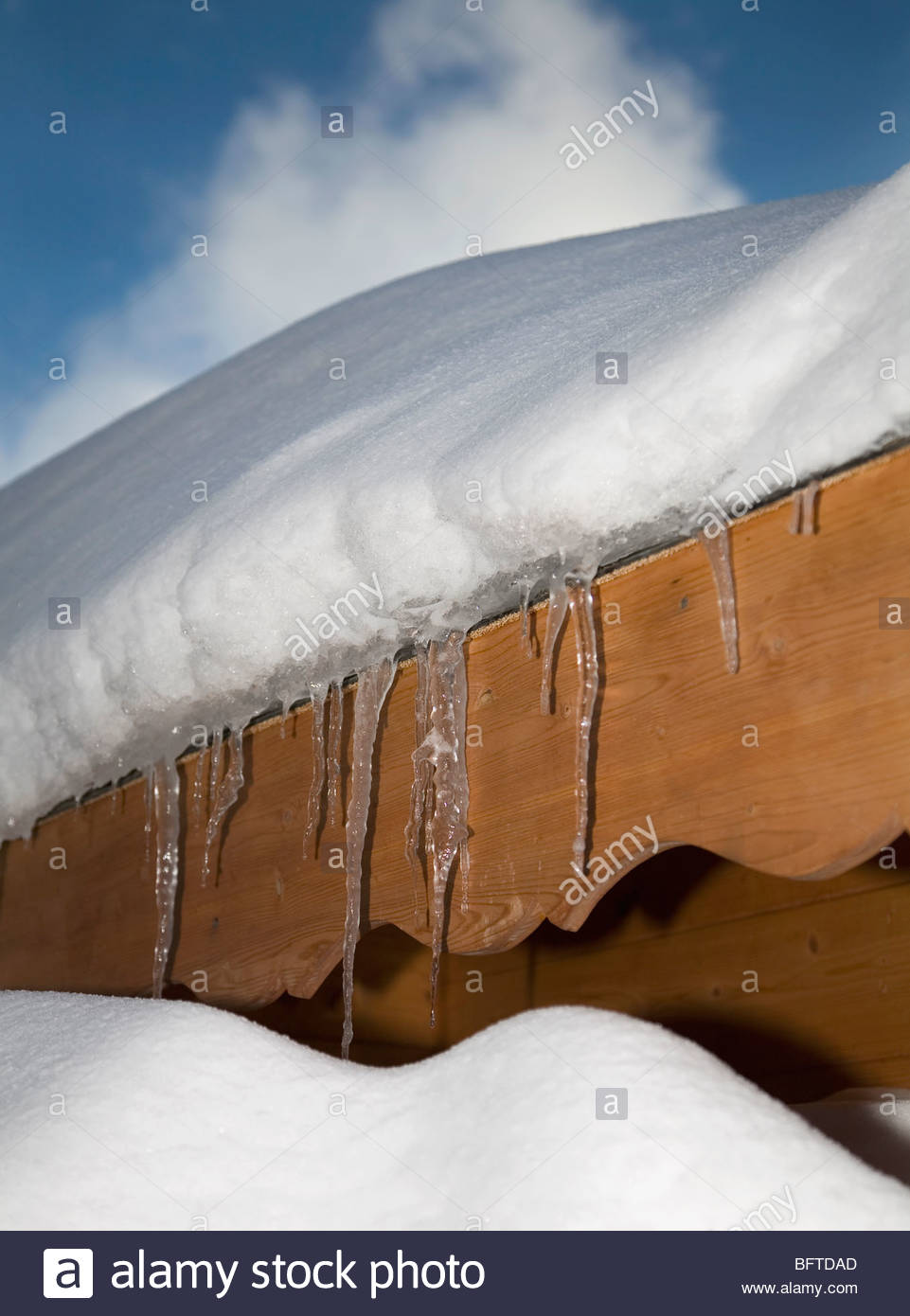 Roof Eaves Stock Photos & Roof Eaves Stock Images - Alamy
