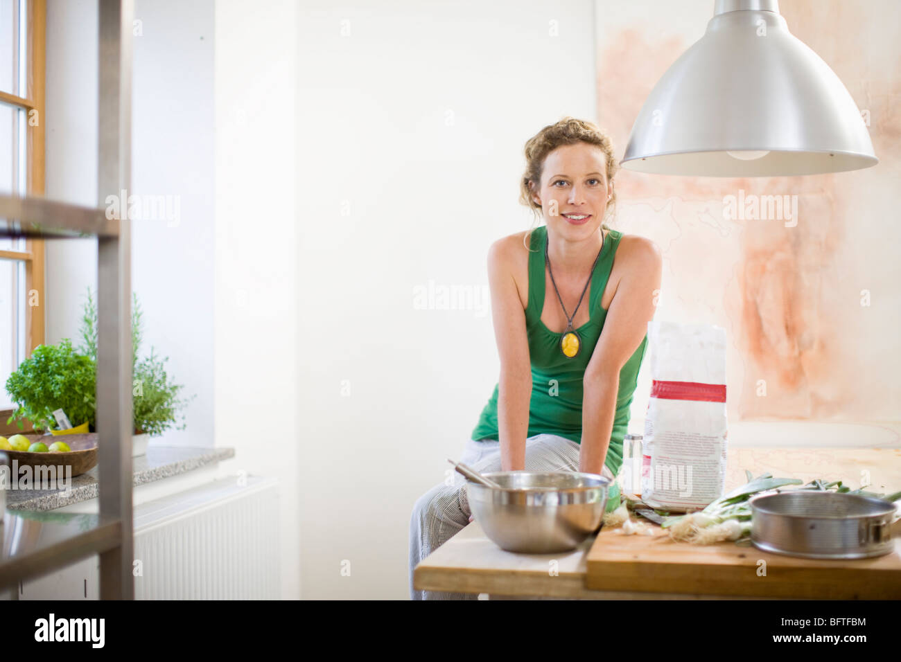 mother in kitchen Stock Photo - Alamy