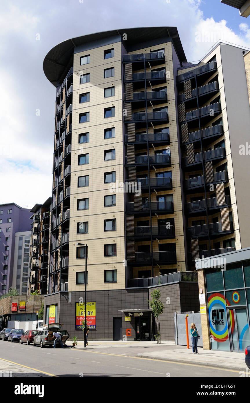 Modern Flats Holloway London England UK Stock Photo - Alamy