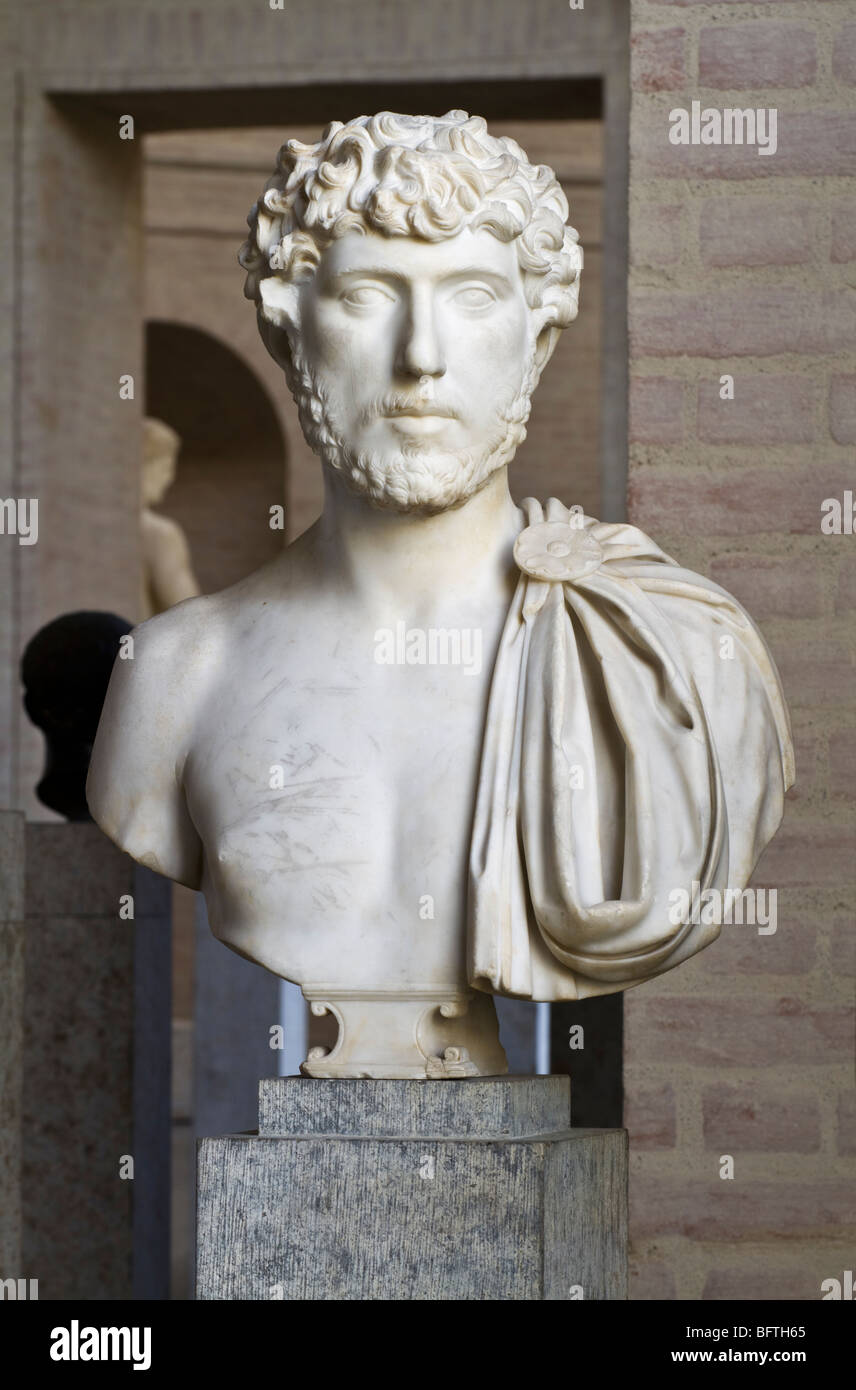 Portrait bust of an unidentified Roman man, ca. AD 130-140 Stock Photo ...