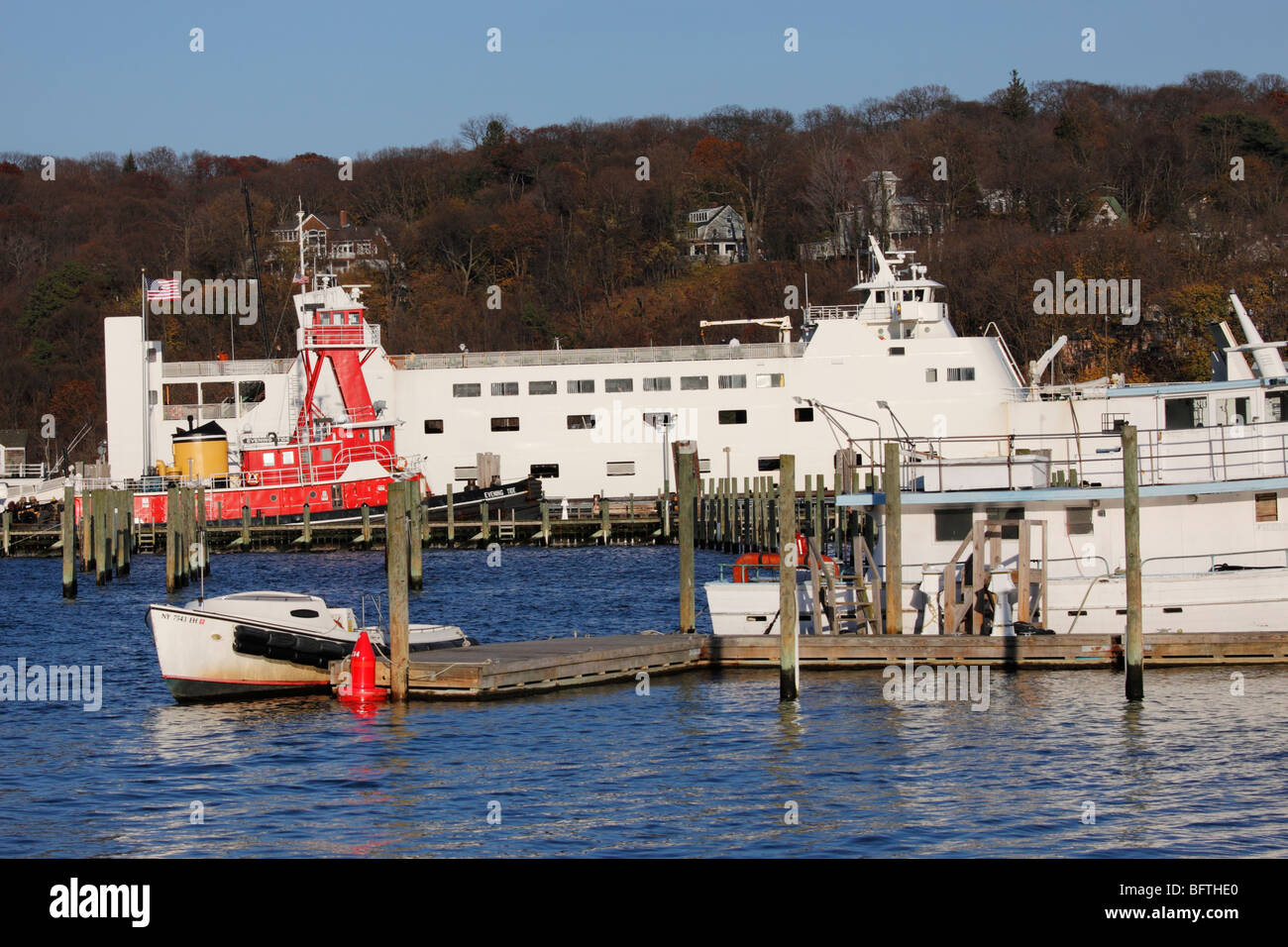 Bridgeport port jefferson ferry hi-res stock photography and images - Alamy
