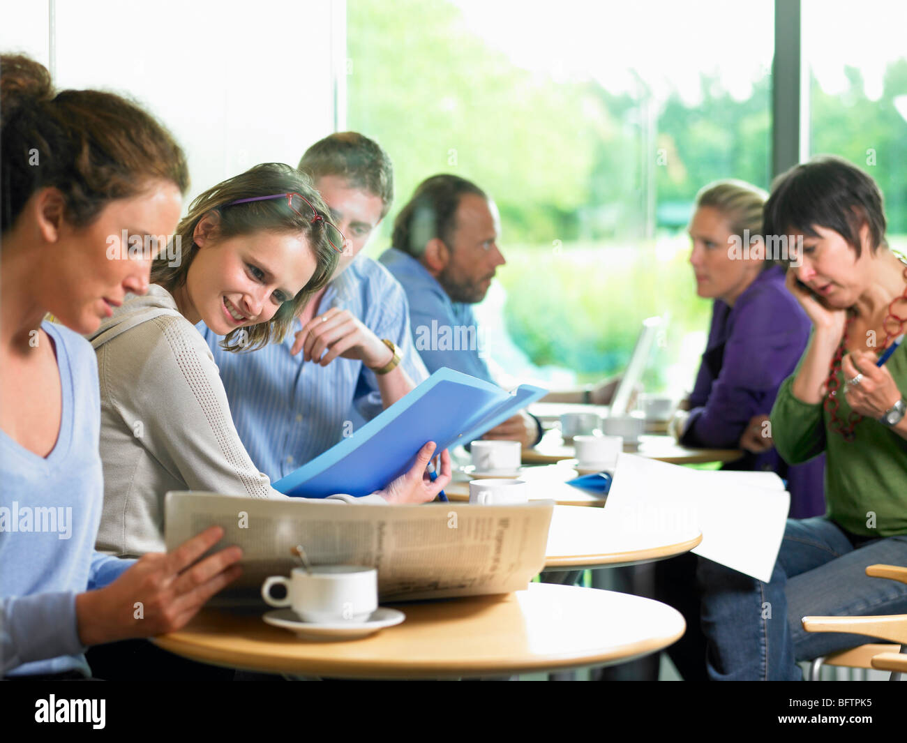 Lunch break office reading hi-res stock photography and images - Alamy