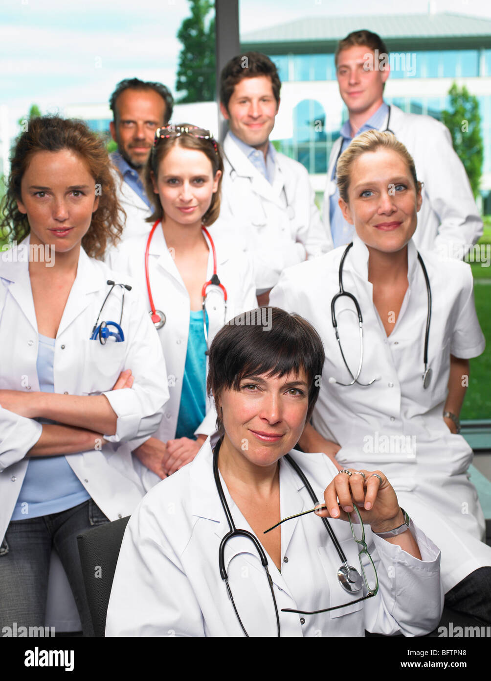 Group of doctors hi-res stock photography and images - Alamy