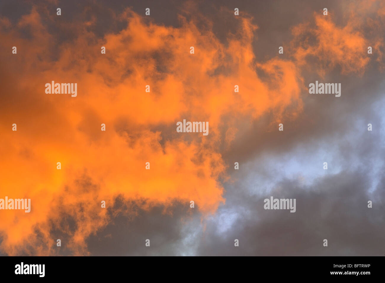 Cumulo nimbus clouds hi-res stock photography and images - Alamy