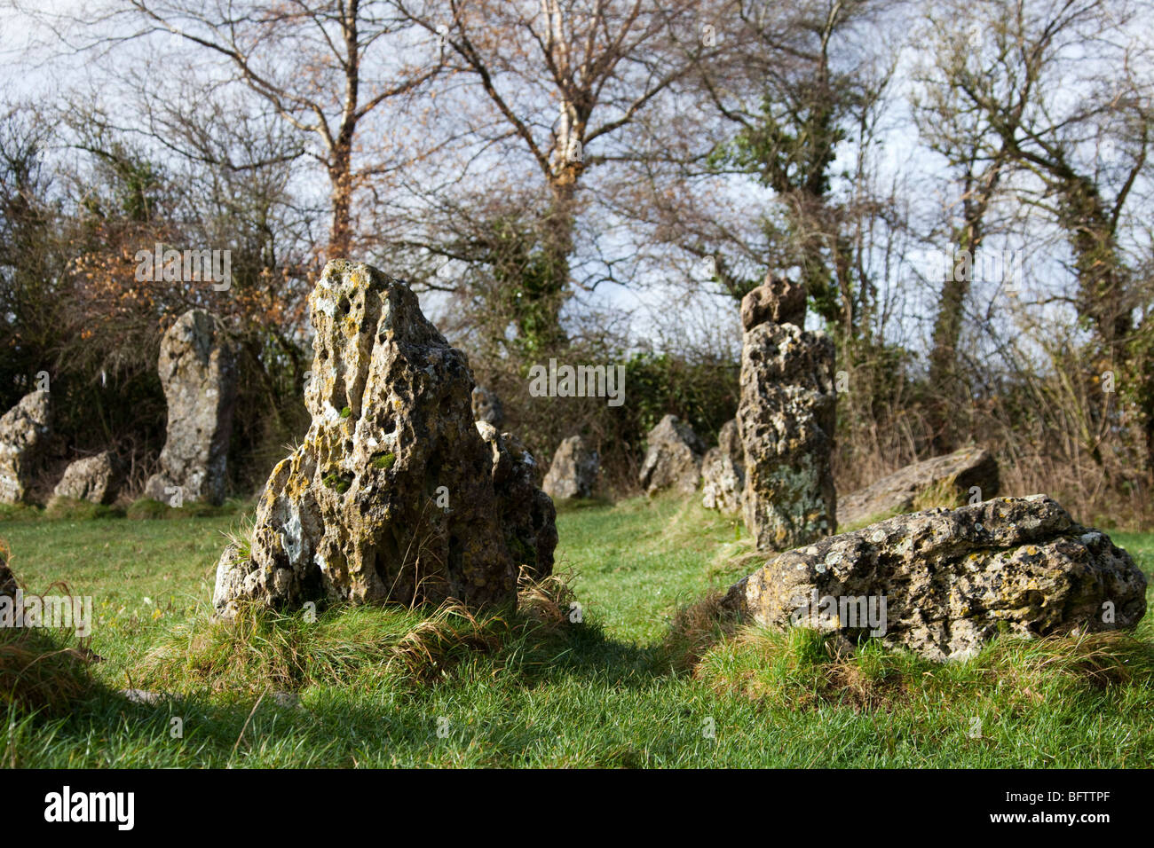 The King's Men The Rollright Stones, Stone circle megalithic oolitic ...