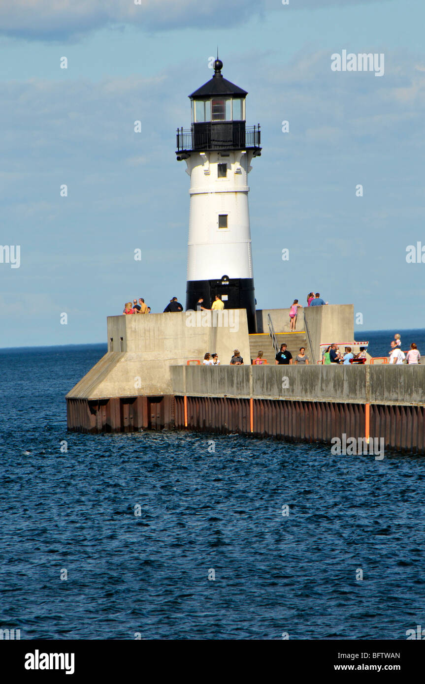 Lighthouse in harbor of Downtown Duluth Minnesota Stock Photo - Alamy