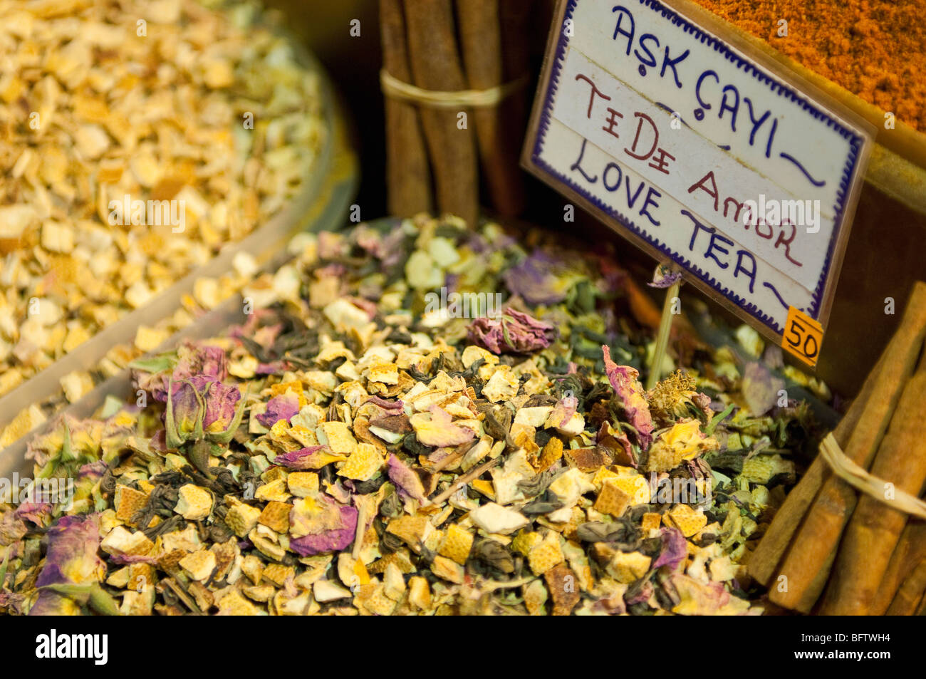 Love tea for sale in the Spice Market, Istanbul, Turkey Stock Photo - Alamy