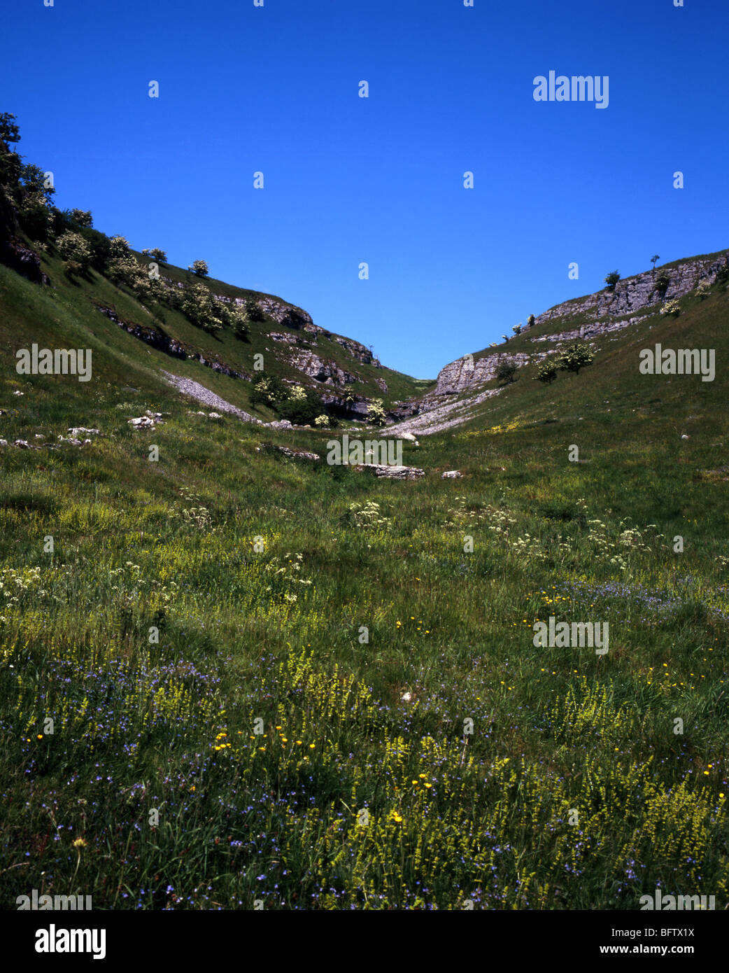 Lathkill Dale Derbyshire England Stock Photo - Alamy
