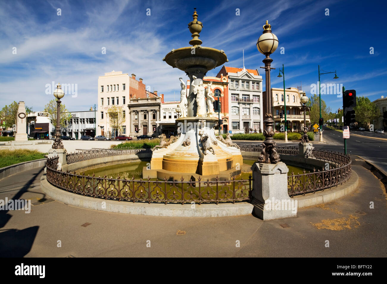 Bendigo Australia / The circa 1881 Alexander Fountain in Pall Mall ...