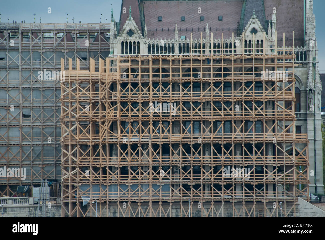 Timber scaffolding hi-res stock photography and images - Alamy