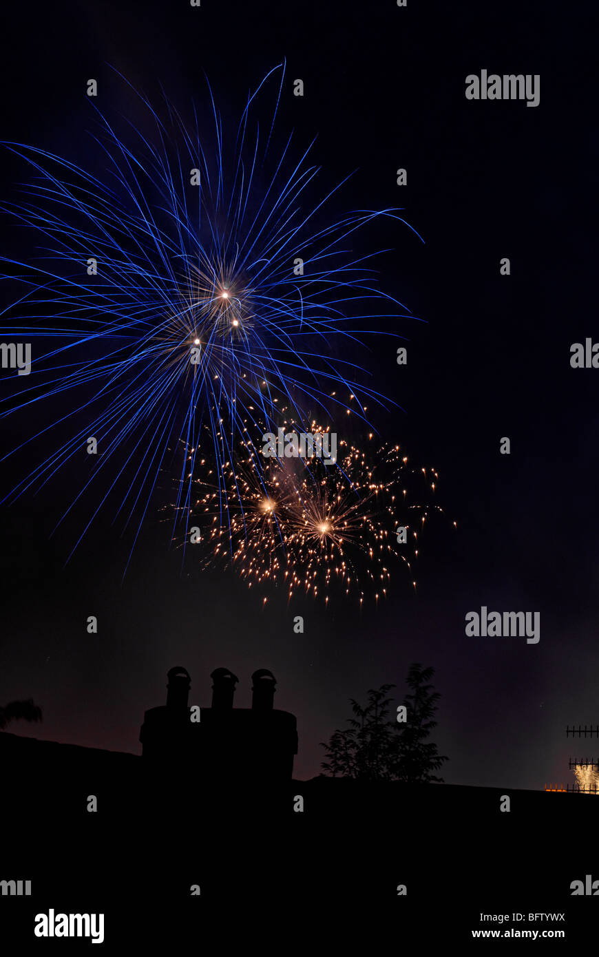 Bang blue fireworks hi-res stock photography and images - Alamy
