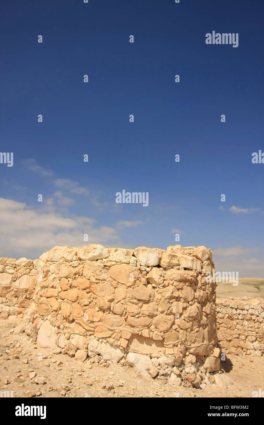 Israel, Negev. A tower at the lower city in Tel Arad Stock Photo - Alamy